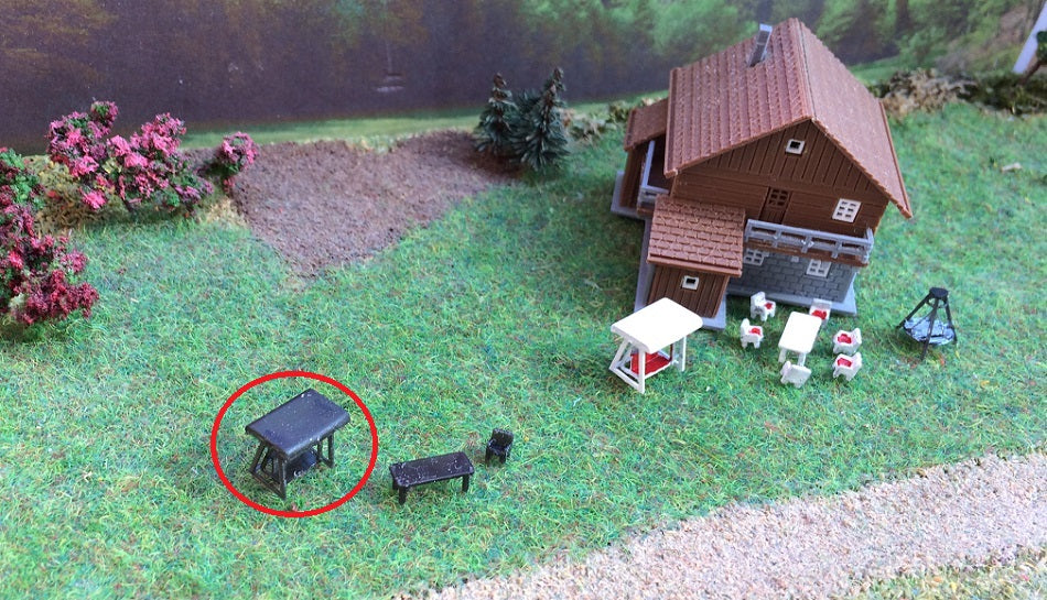 10252R - Hollywoodschaukel für Spur Z, M 1 : 220 – NoBa-Modelle